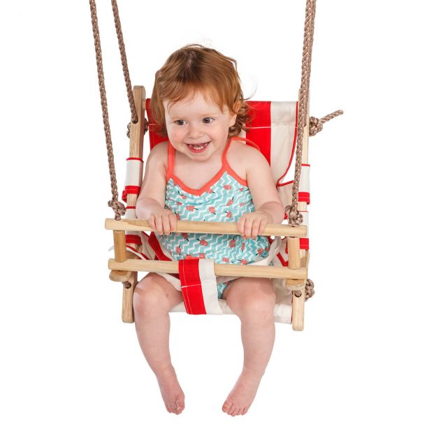 Trapeze with plastic rings • STT Swings